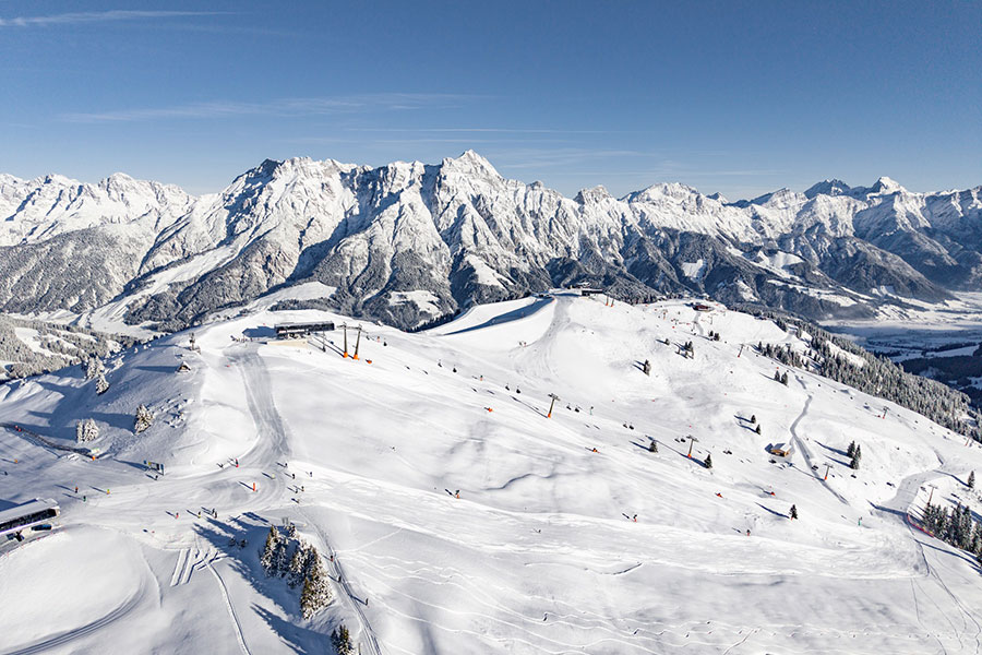 J2Ski's Where to Ski in December 2025 - (Chamonix,Jackson Hole) - Snow ...